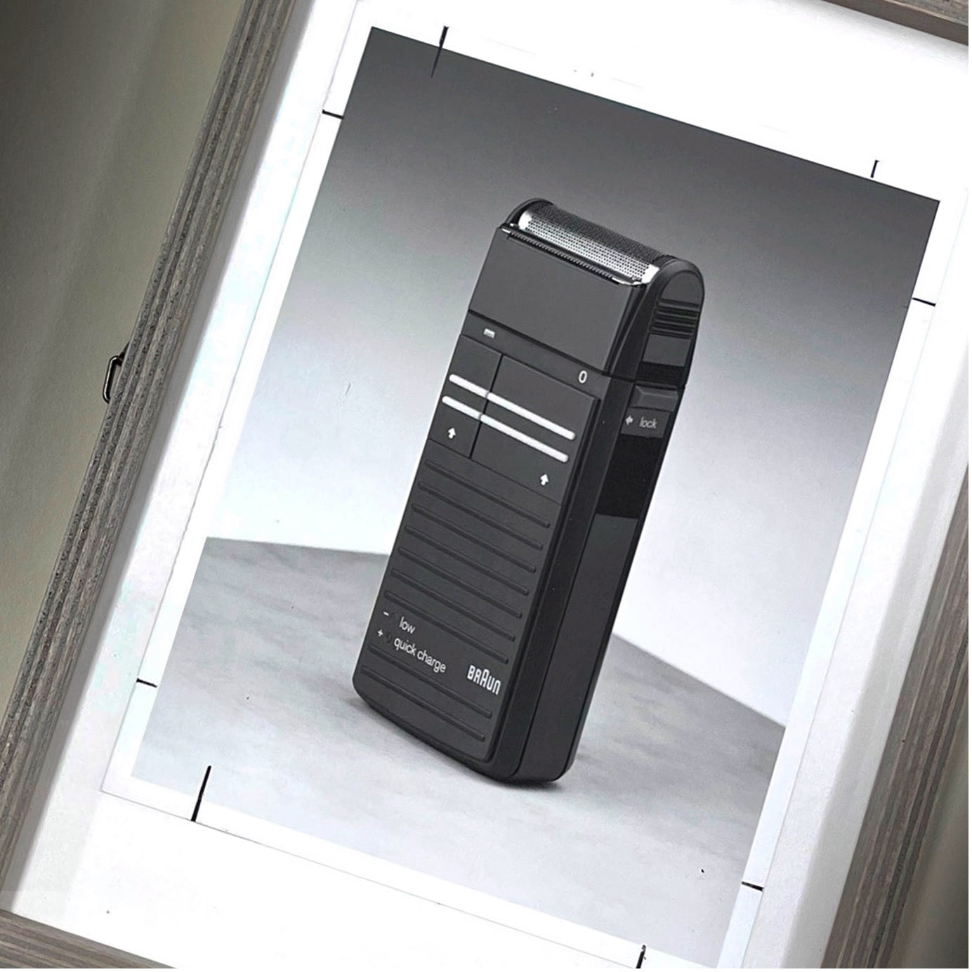 Vintage Braun Photograph: 'Linear 275' Shaver - dR